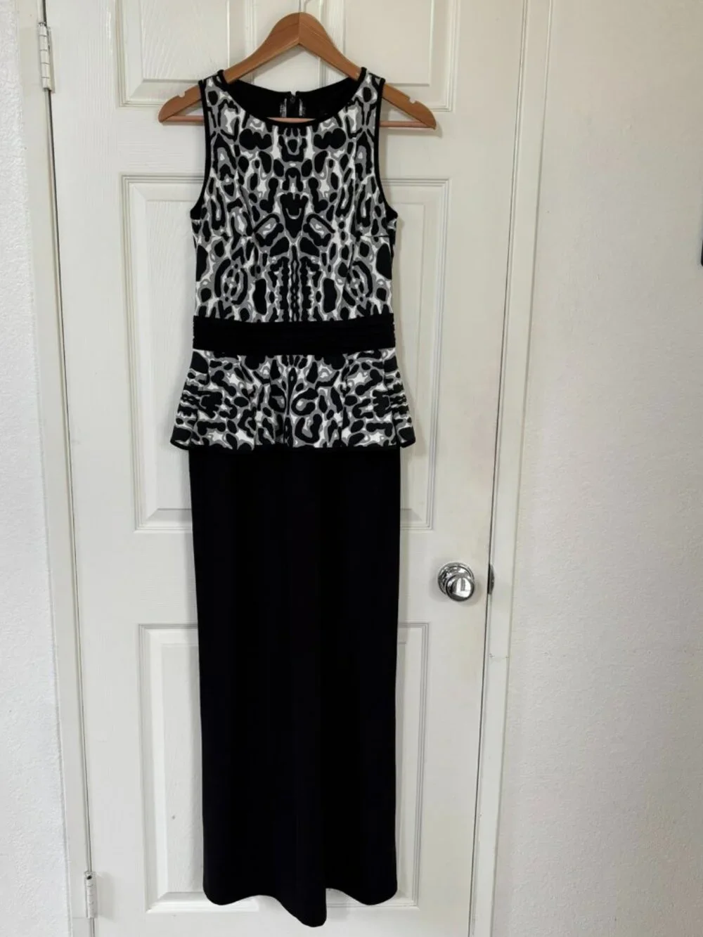 Tadashi Shoji | Dresses | Tadashi Shoji Black With Animal Print Peplum ...